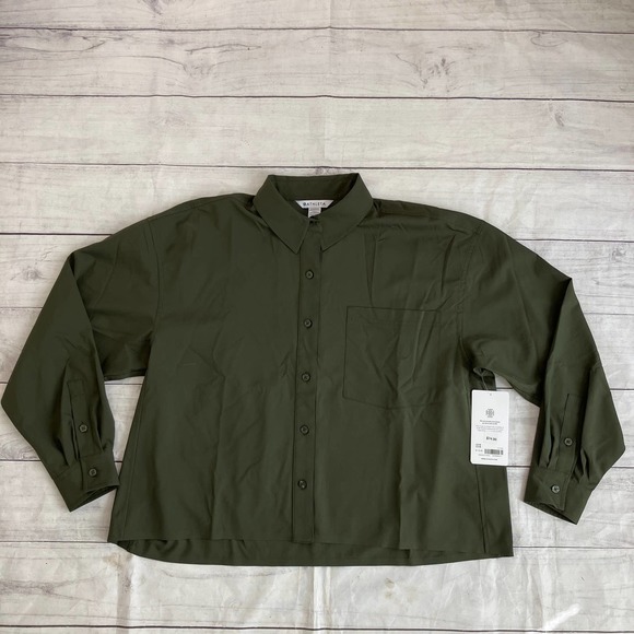 Athleta | Tops | Athleta Cropped Stretch Tech Top Green Medium New With ...